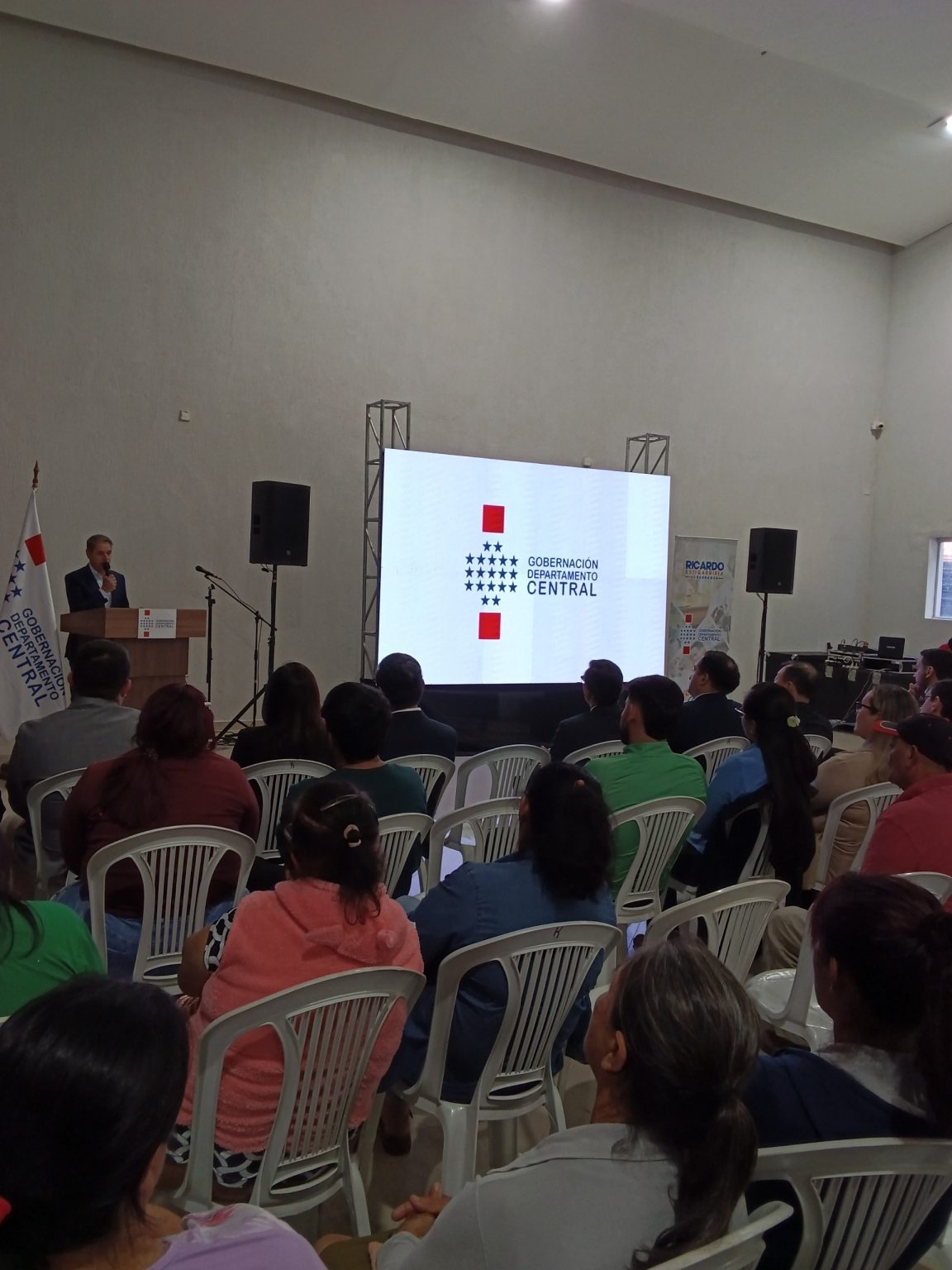 FCA/UNA apoya a 150 productores de frutilla junto a la Gobernación del ...